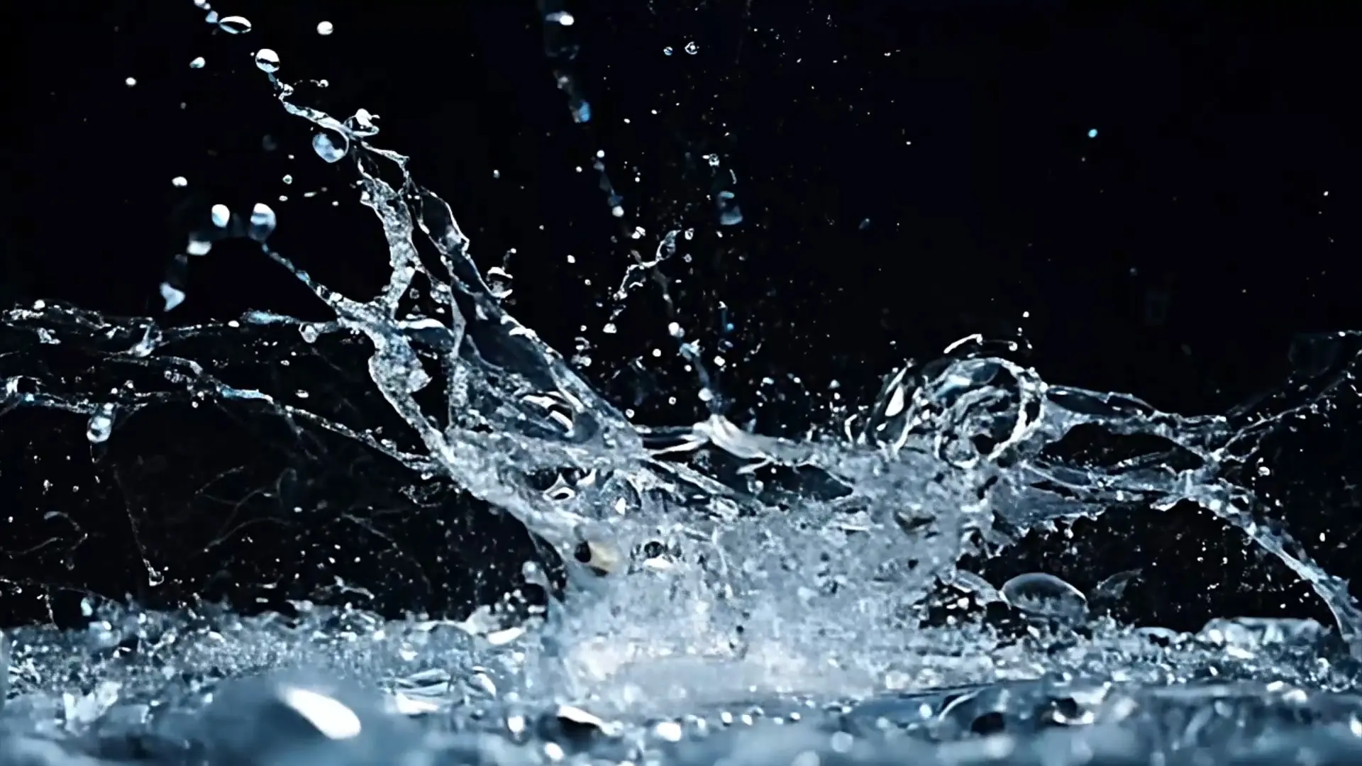 Realistic Water Splash Transition For Logo Animation | Videos
